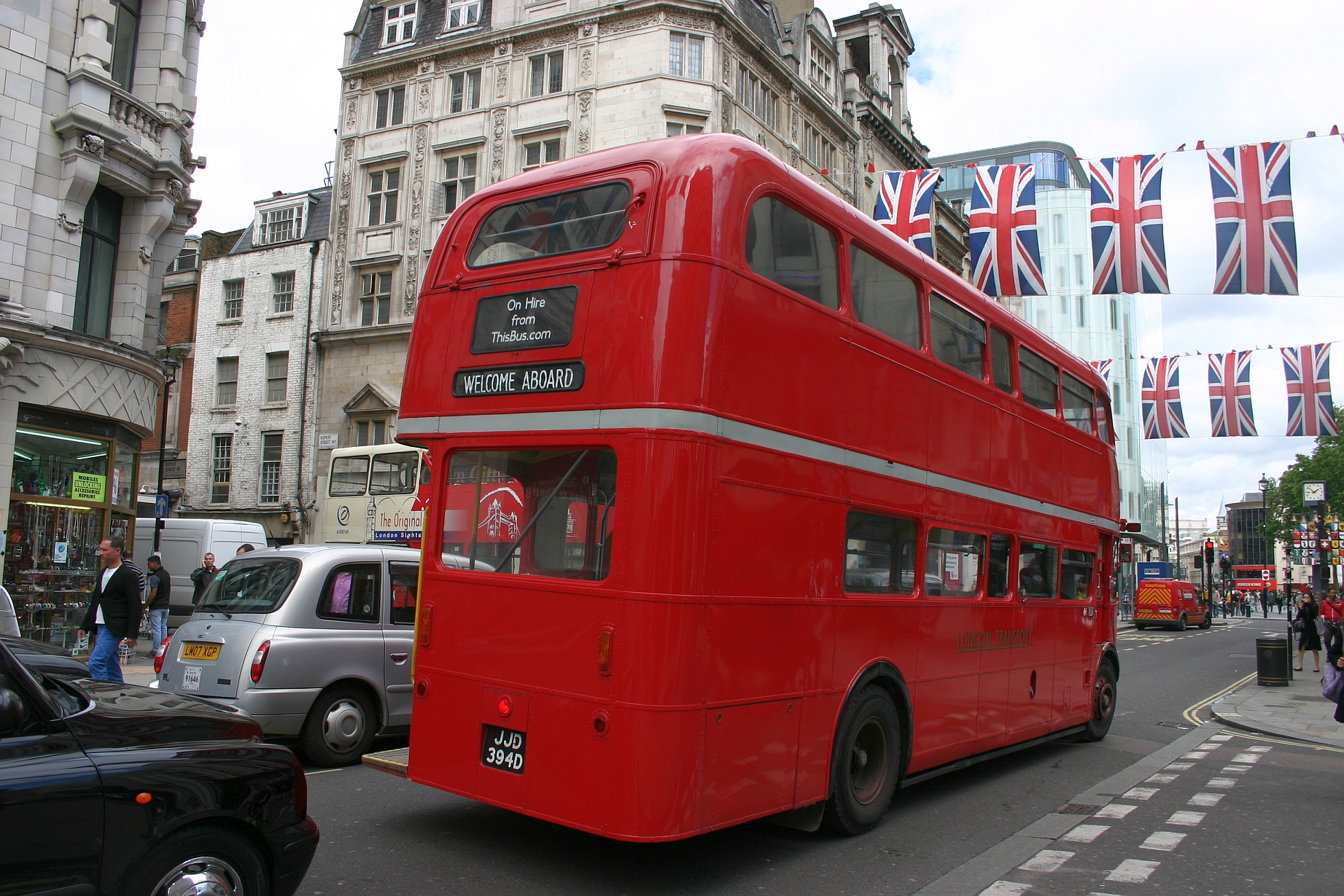 Întrebaţi de Miţa la Londra - dumitra.net